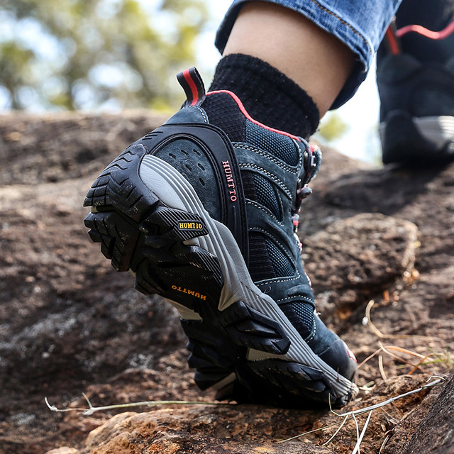 Direct Outdoor high -top hiking shoes women's autumn and winter ...