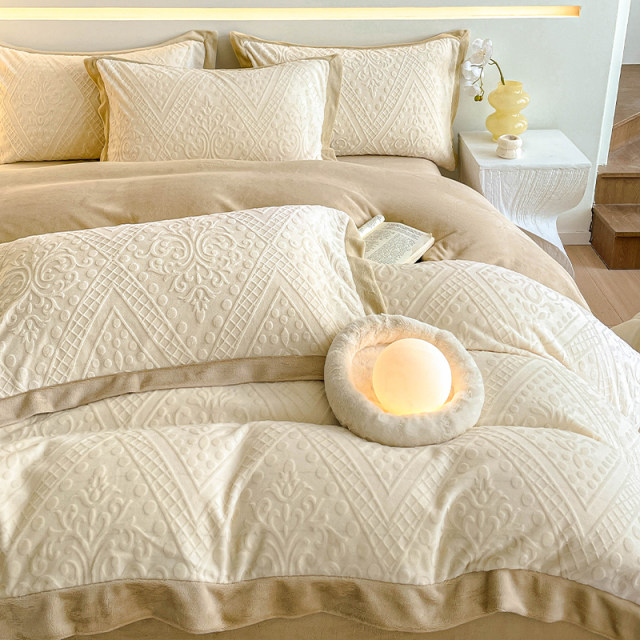 Class A milk velvet four-piece set 2025 new high-end light luxury bed ...