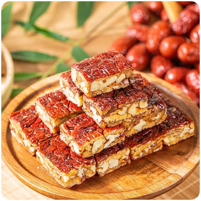 Date kernel pie is soft and glutinous, an authentic Xinjiang specialty ...