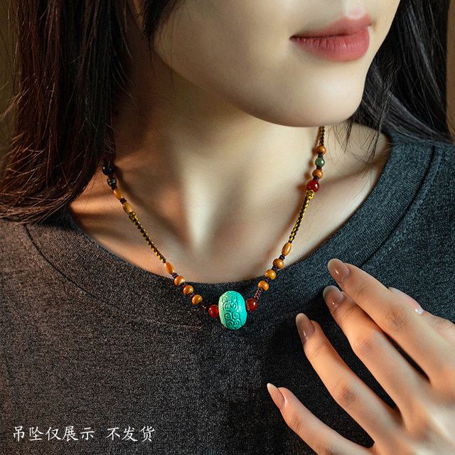 High-end hand-woven rope necklace rope beeswax jade rope pendant ...