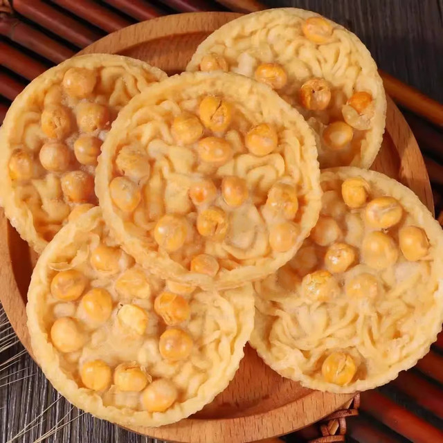 Jiangxi Food // Moon Basa fried snacks Douda peanuts Peanut Baba ...