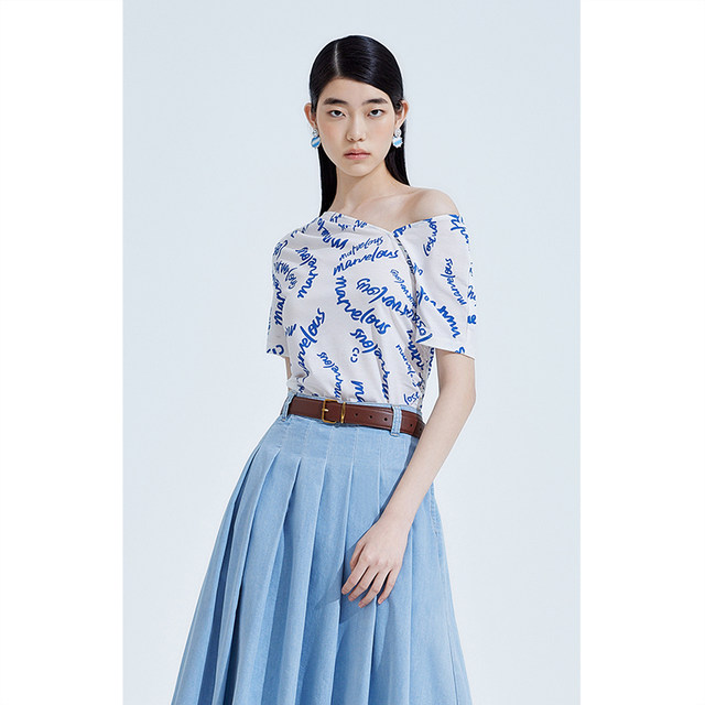 Holiday Series Ou Shili oblique off -the -shoulder printing short ...