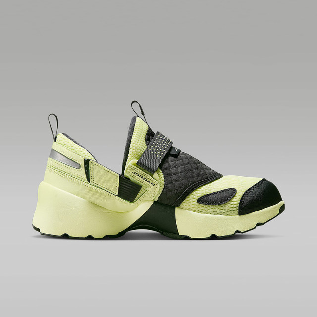 Nike JORDAN breathable wear-resistant shock-cushioning TRUNNER women's ...
