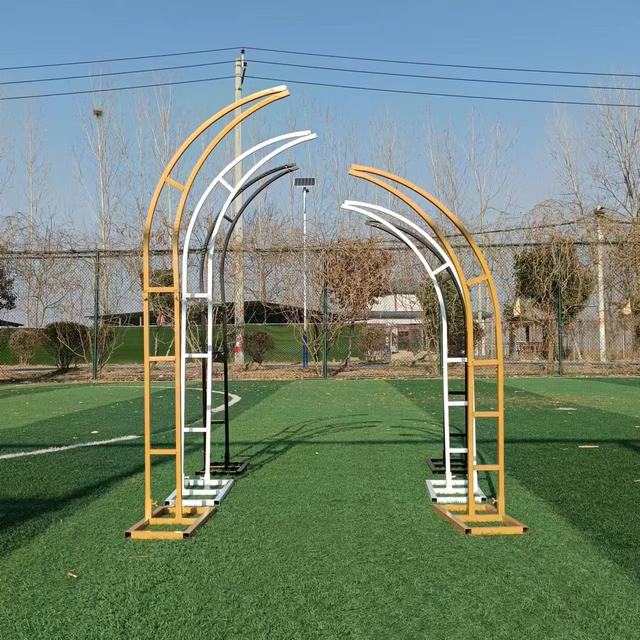 Customized new wedding props ox horn gate iron floral arch frame curved ...