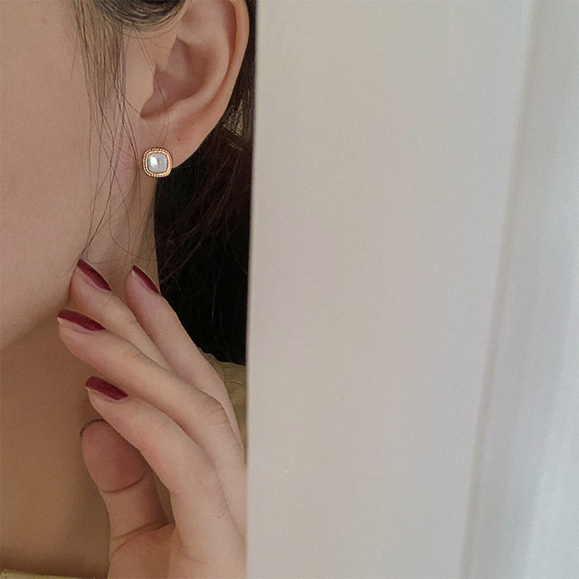 Natural Fritillaria Earrings Sterling Silver Retro Exquisite Earrings Niche Design High-End ...