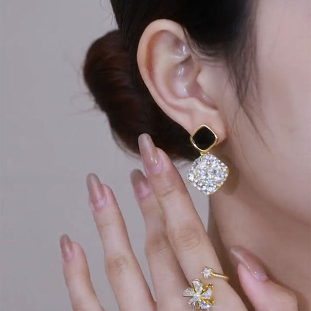 Black diamond workplace versatile earrings with high-end look, face ...