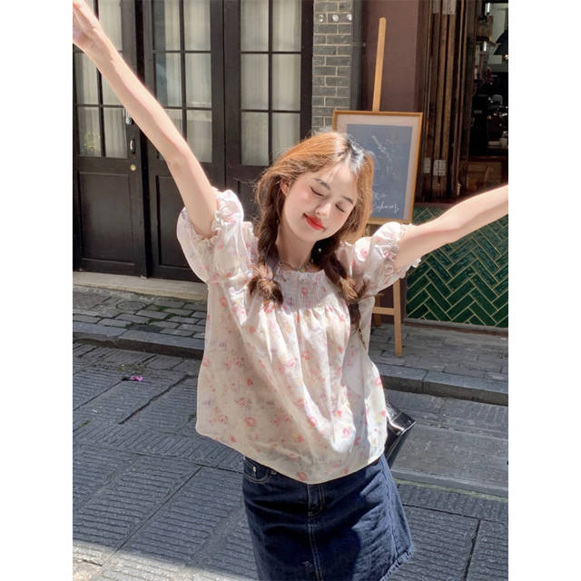 Fan Wenwen Flower Letter Agreement Floral Square Collar Puff Sleeve ...