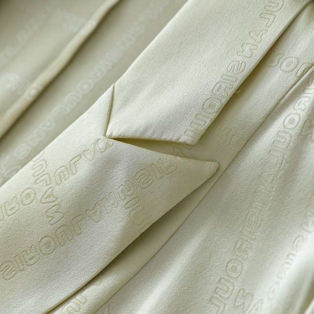 Commuting effortlessly high-end temperament! Silk jacquard satin one ...