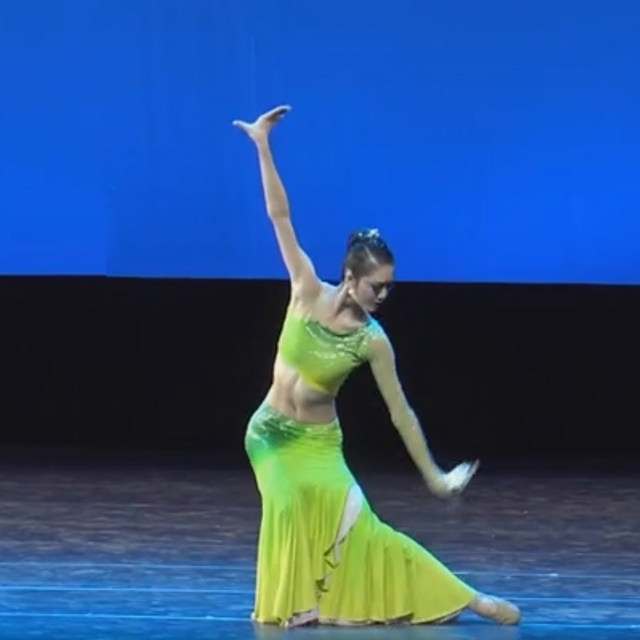 Taoli Cup Zhao Ming Dai Dance Group Costume Bamboo Rainforest Dai Dance ...