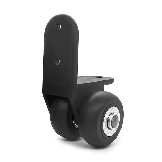 The luggage is fixed to the wheel accessories, the luggage box lever ...