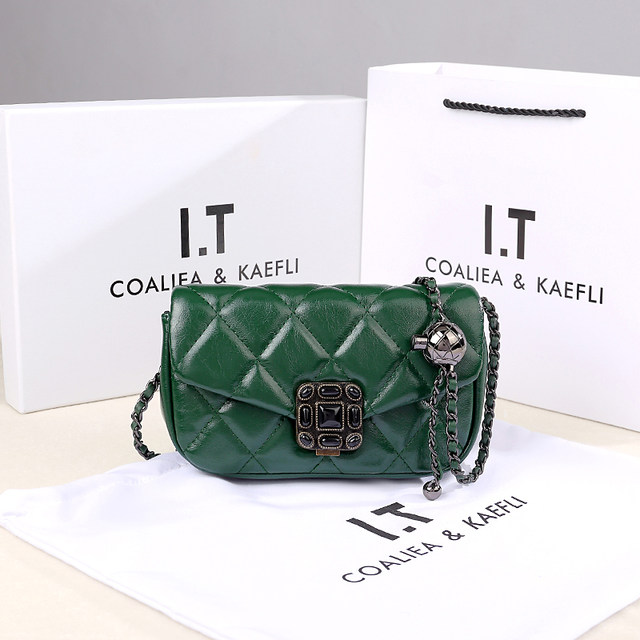 Hong Kong purchasing diamond chain bag for women 2025 new fashion ins ...