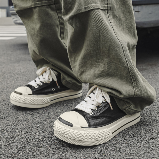 Skateboard shoes men's shoes niche smiley shoes personalized original ...