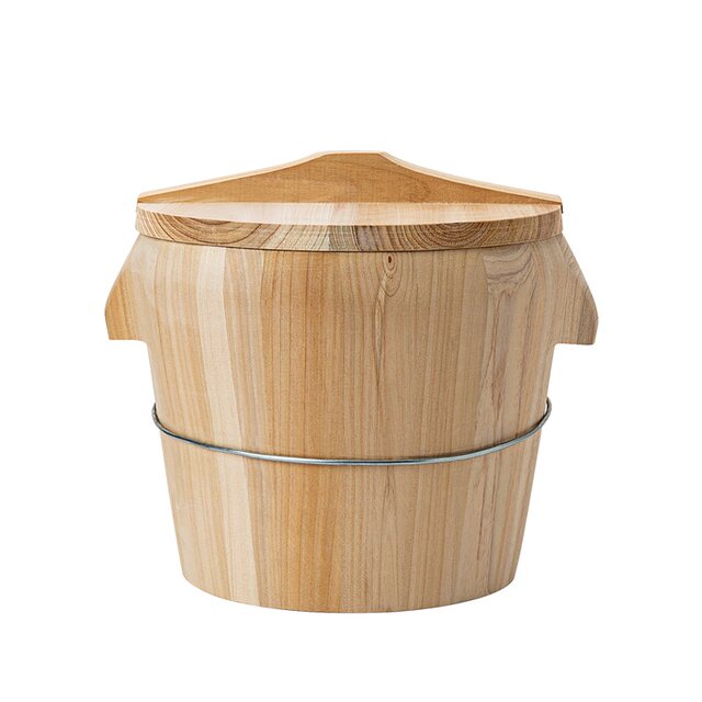 Steaming barrel steamed rice wooden barrel wooden barrel rice steaming ...