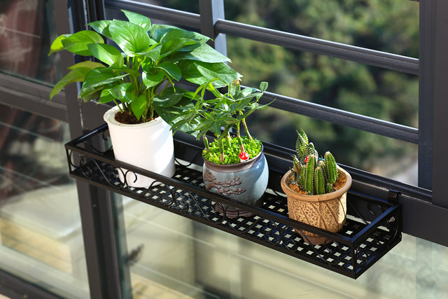 Wrought iron anti-theft window frame succulent flower stand window sill ...