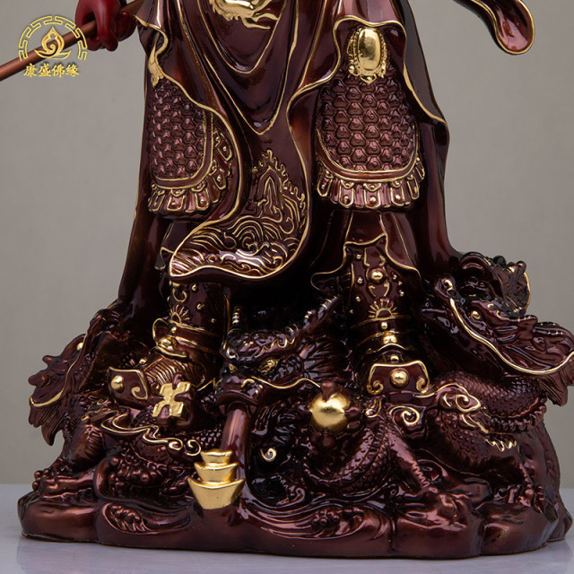 Guan Yu statue enshrined in bronze statue of Guan Gongli statue in ...