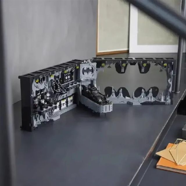 China Building Blocks Superhero Batman Batcave Shadow Box 76252 Large ...