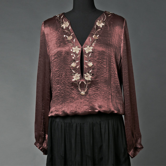 Long Tang Tang suit Chinese style loose hollow top retro improved hand ...