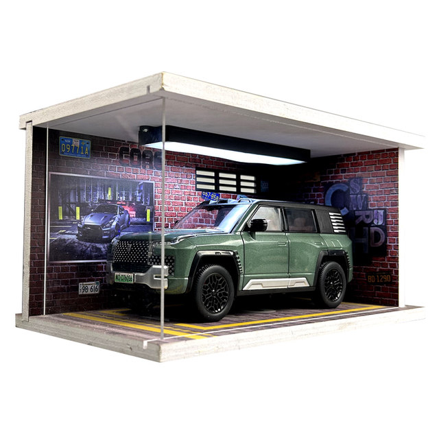 Large looking up U8 alloy new energy off-road vehicle model simulation ...