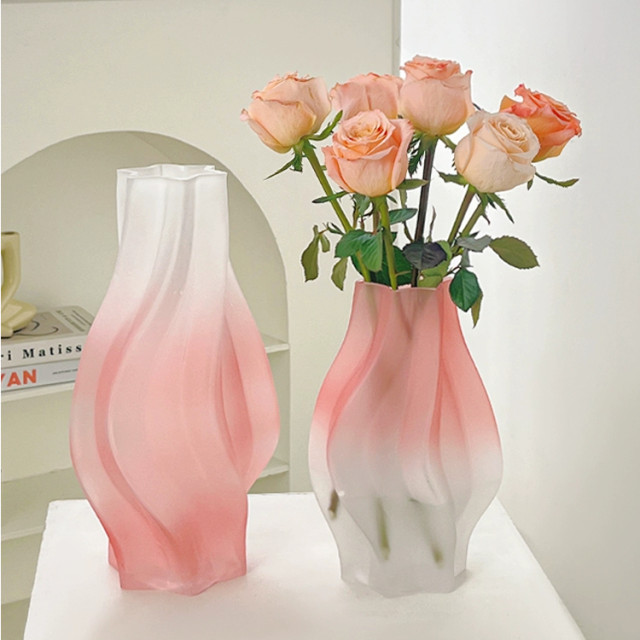 Simple vertical edge glass vase creative colorful transparent lily ...