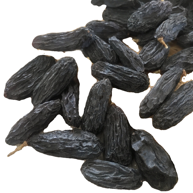 Xinjiang specialty black gallon raisins large selection Turpan fresh no ...