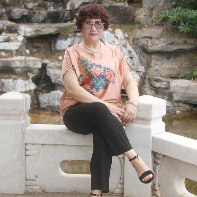 Qingcang middle -aged and elderly women's clothing Xiaxiang Yunyun ...