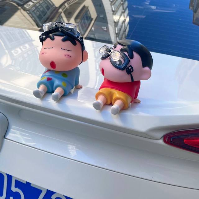 Crayon Shin-chan car ornaments car tail decoration cartoon 2025 new ...