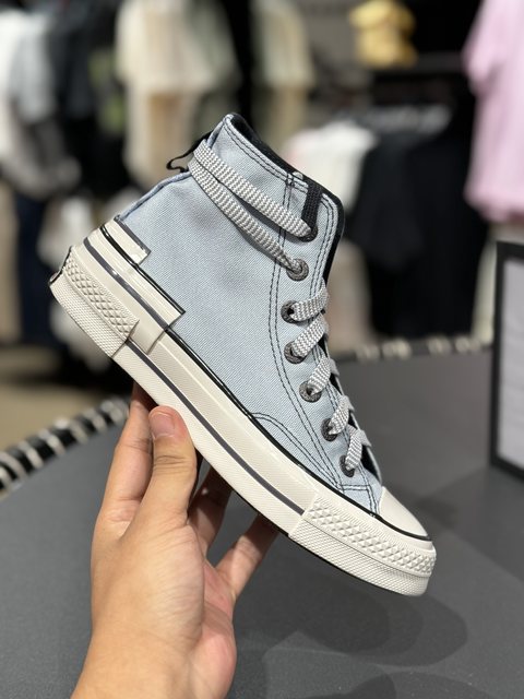 Converse new men and women couples 1970s high-top deconstructed trendy ...