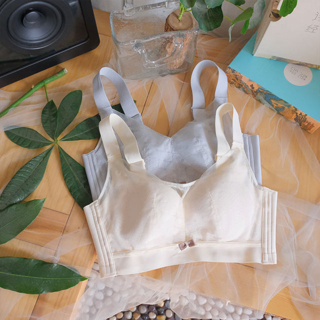 蔔苡莥Four Seasons Bandeau Style Paper Thin Cup Breast Reduction Bra No ...