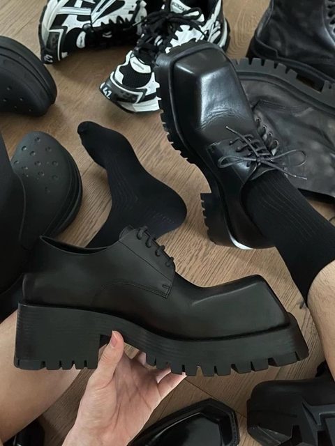 Paris niche British style skewed toe shoes for women's leather dark ...