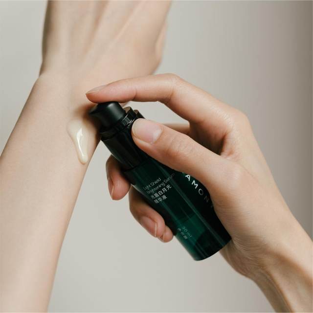 Super Antioxidant Protection Shield Light Shield White Moonlight ...