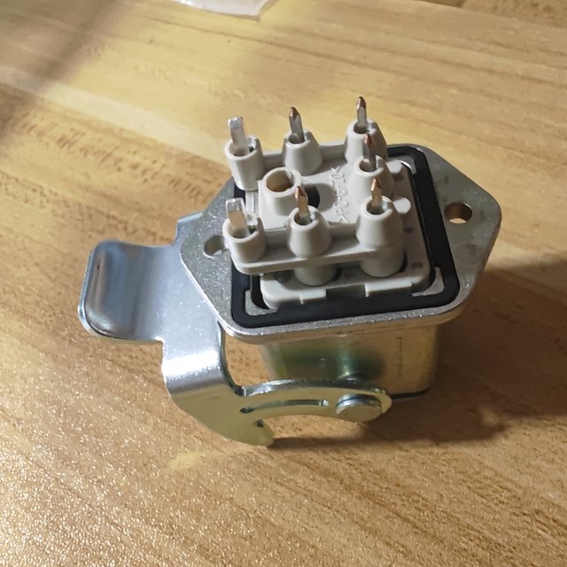 HARTING connector 09120009915 soldered circuit board 09120053001 six ...