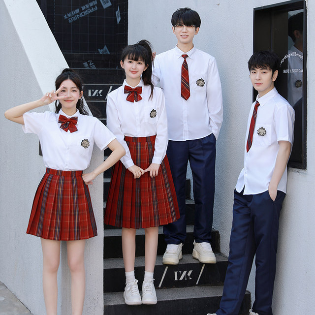 High school students' class uniforms, college style adult poetry ...