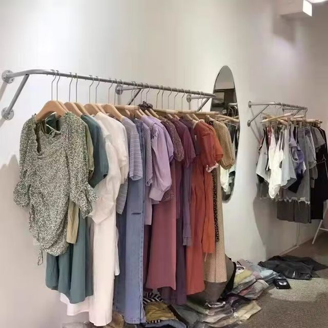 Clothing display rack, wall-mounted, wall-mounted clothes rack, multi ...