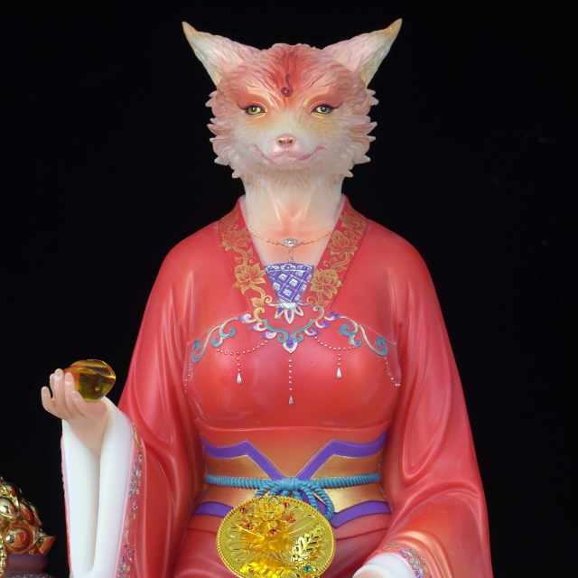 Fox Queen Ornaments White Marble Fox Queen Statues Worship Ornaments ...