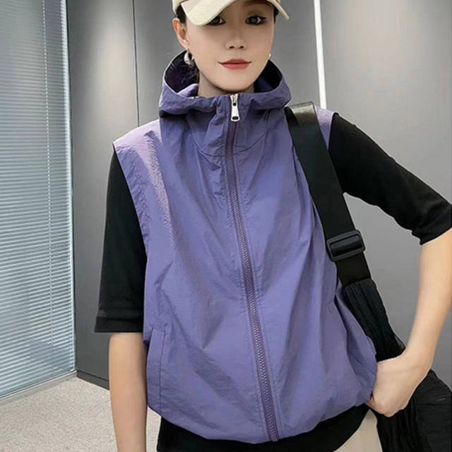 New niche thin vest retro style hooded sports vest women's minimalist ...
