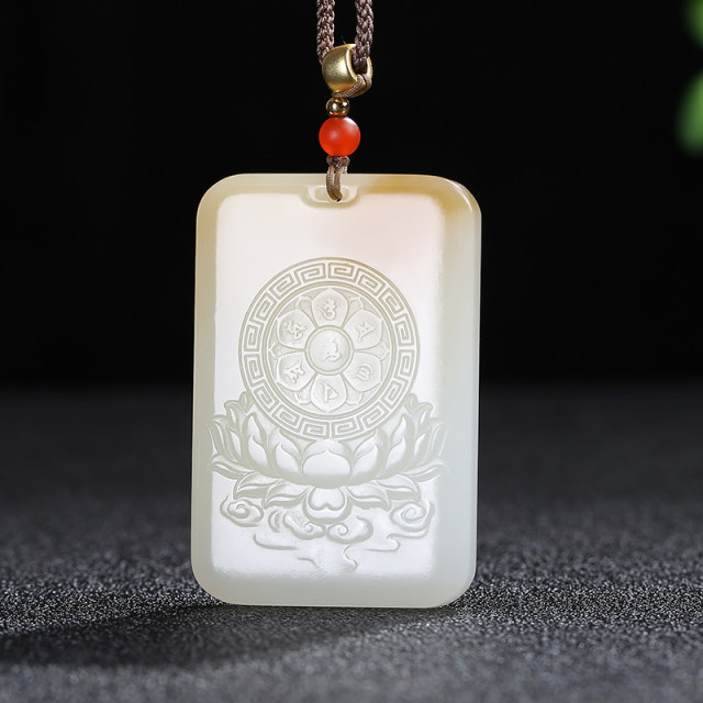 Xinjiang Hetian Jade Guanyin pendant men and women's jade cards and the ...