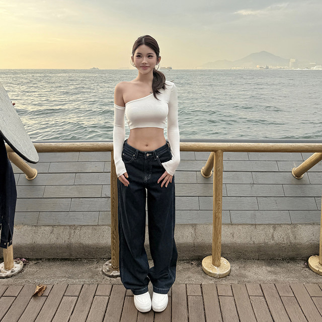 PickRui Sweet and spicy early spring, off-shoulder long sleeves and ...