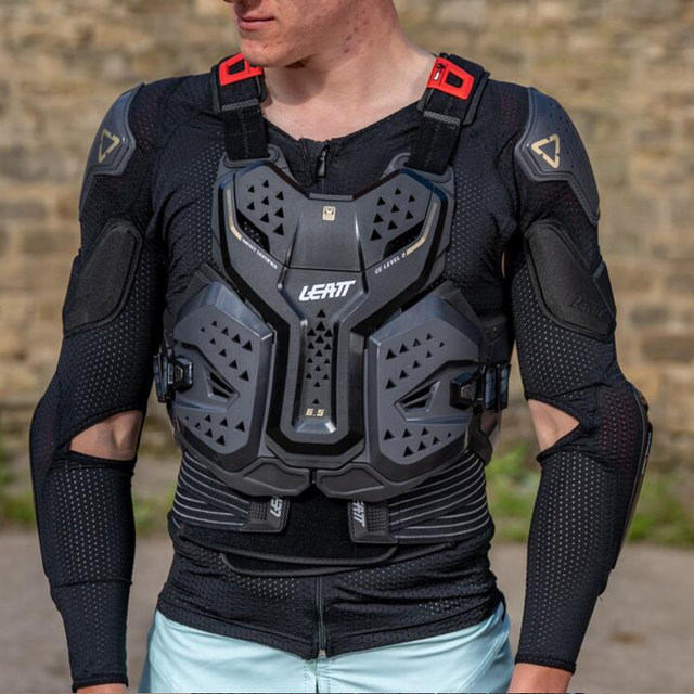 Leatt South African cross-country motorcycle riding armor chest rib ...