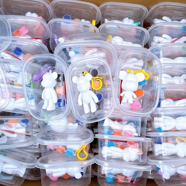 Kindergarten small gifts for the whole class to share prizes toys for ...