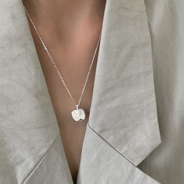 Ping An fruit pendant sterling silver necklace fresh and simple light ...