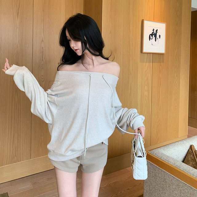 GYOKUU Apricot bright silk one-shoulder drawstring loose top sweatshirt