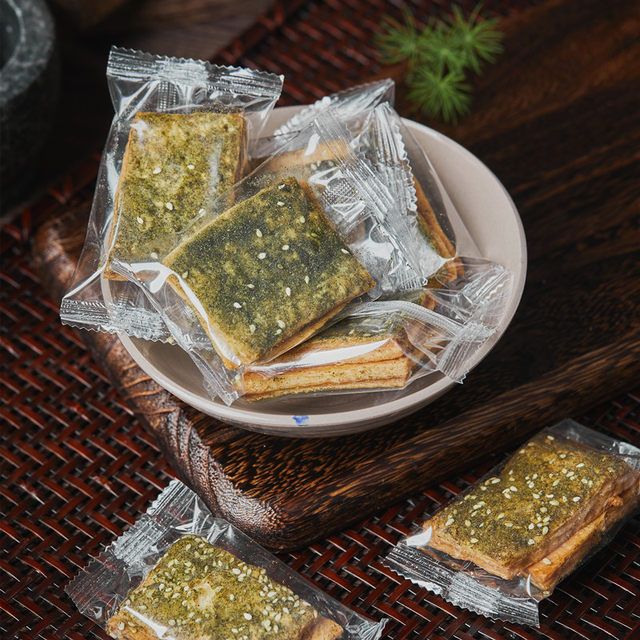 Ningbo's local moss layer cake, seaweed layer cake, Jiang's hometown ...