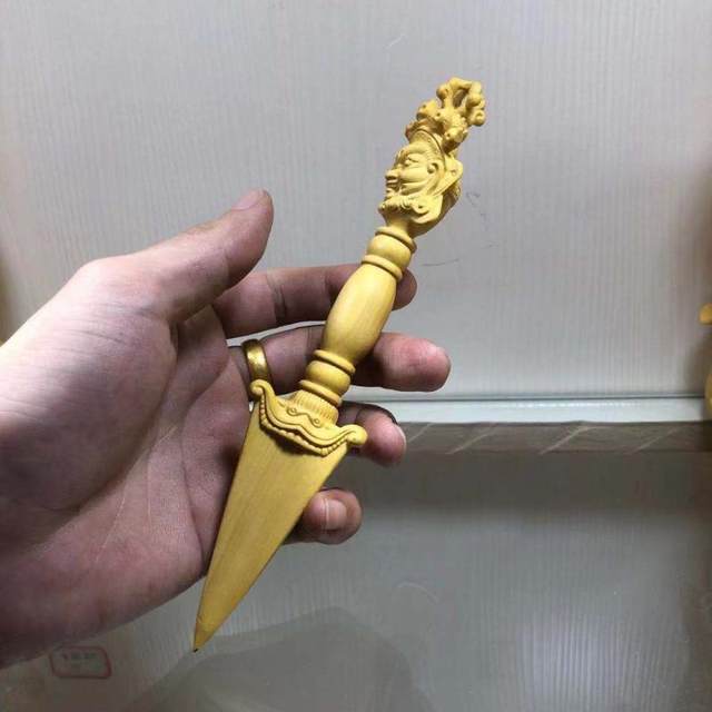 Boxwood carved vajra prong, magic pestle, amulet, tantric magic weapon ...