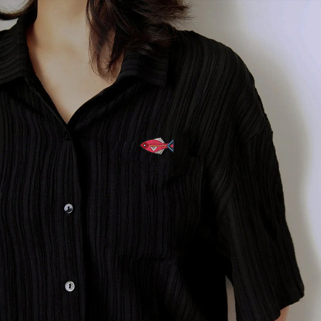 Lingxin-made hand-embroidered salmon brooch for women, high-end ...