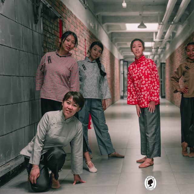 Contemporary dance alive 1937 student graduation report performance ...