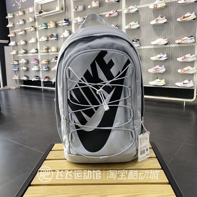 Genuine NIKE Nike big LOGO hook men's and women's sports travel leisure ...