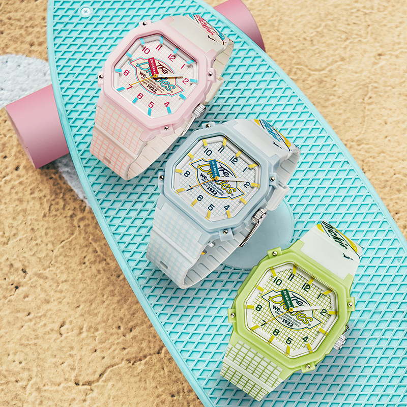 Dickies Watch Flagship Store - Women's American Sweetheart Small Square ...