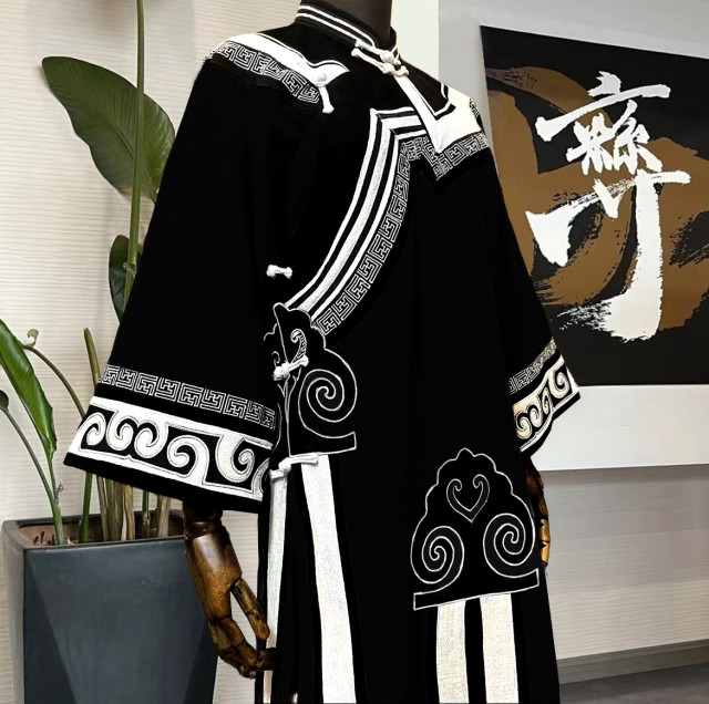New Yi clothing female Liangshan Yi women minority clothing Yunnan high ...