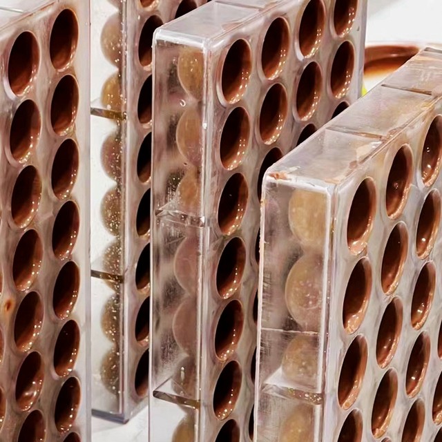 Tangba Church 14 grams/18 grams of 32 consecutive high -round chocolate ...