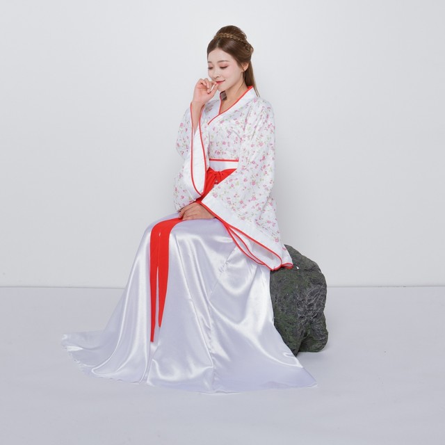 2020 new female Hanfu Qu 裾 costume Fairy clothing Hanfu female student ...
